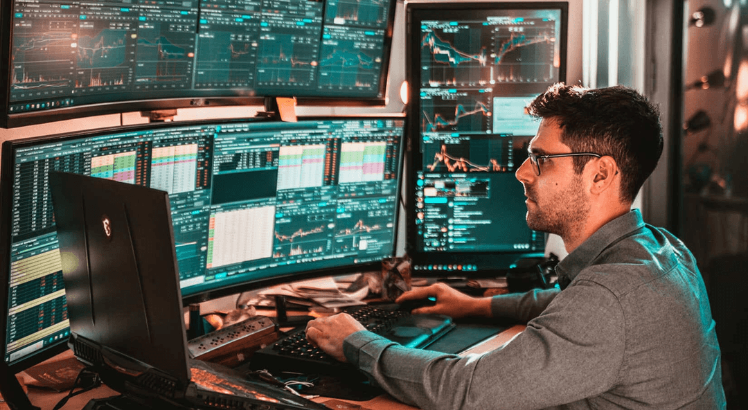 Empodera tu viaje financiero con Streaming Trading